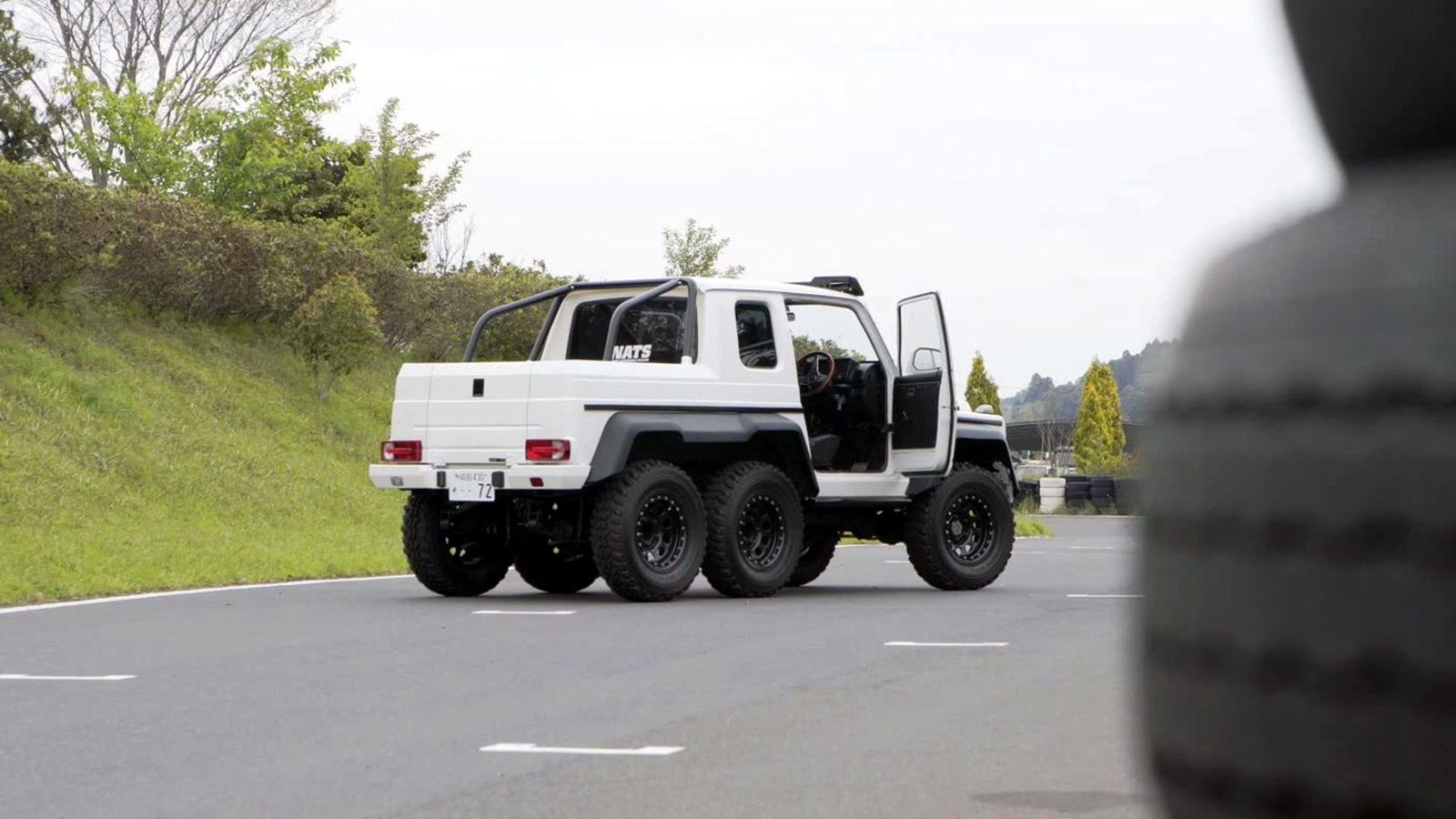 G 63 6x6 από δύο Samurai