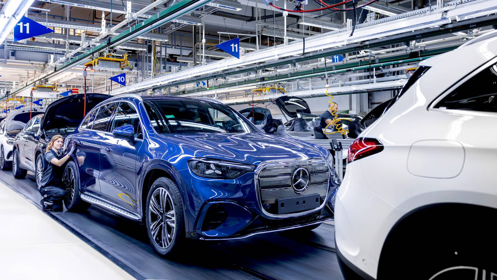 Ξεκίνησε η παραγωγή της νέας ηλεκτρικής Mercedes GLC